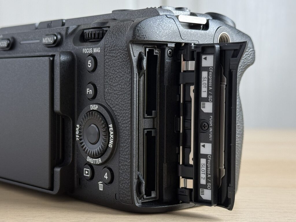 【2025年版】動画撮影におすすめの軽量・小型なシネマカメラSONY（ソニー） FX3をご紹介！